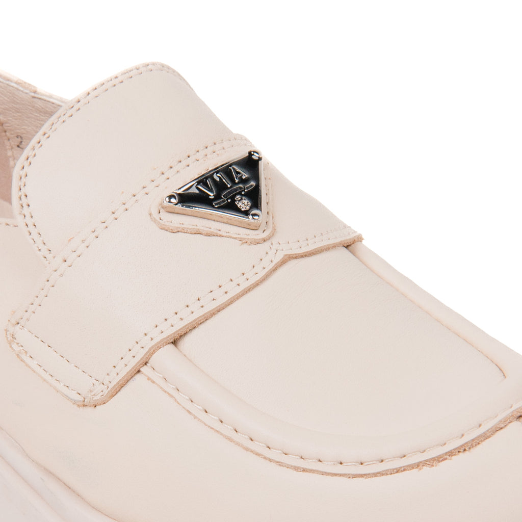 Zapatos Beige Isabella | M!NNA